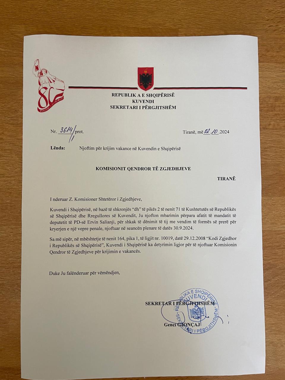 Kuvendi i kërkon KQZ të zëvendësoje mandatin e Ervin Salianjit ...