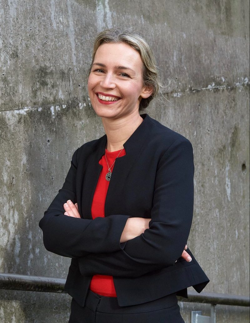 Shteti i Baba Mondit dhe pakti Rama-Meloni, Lea Ypi del hapur kundër ...